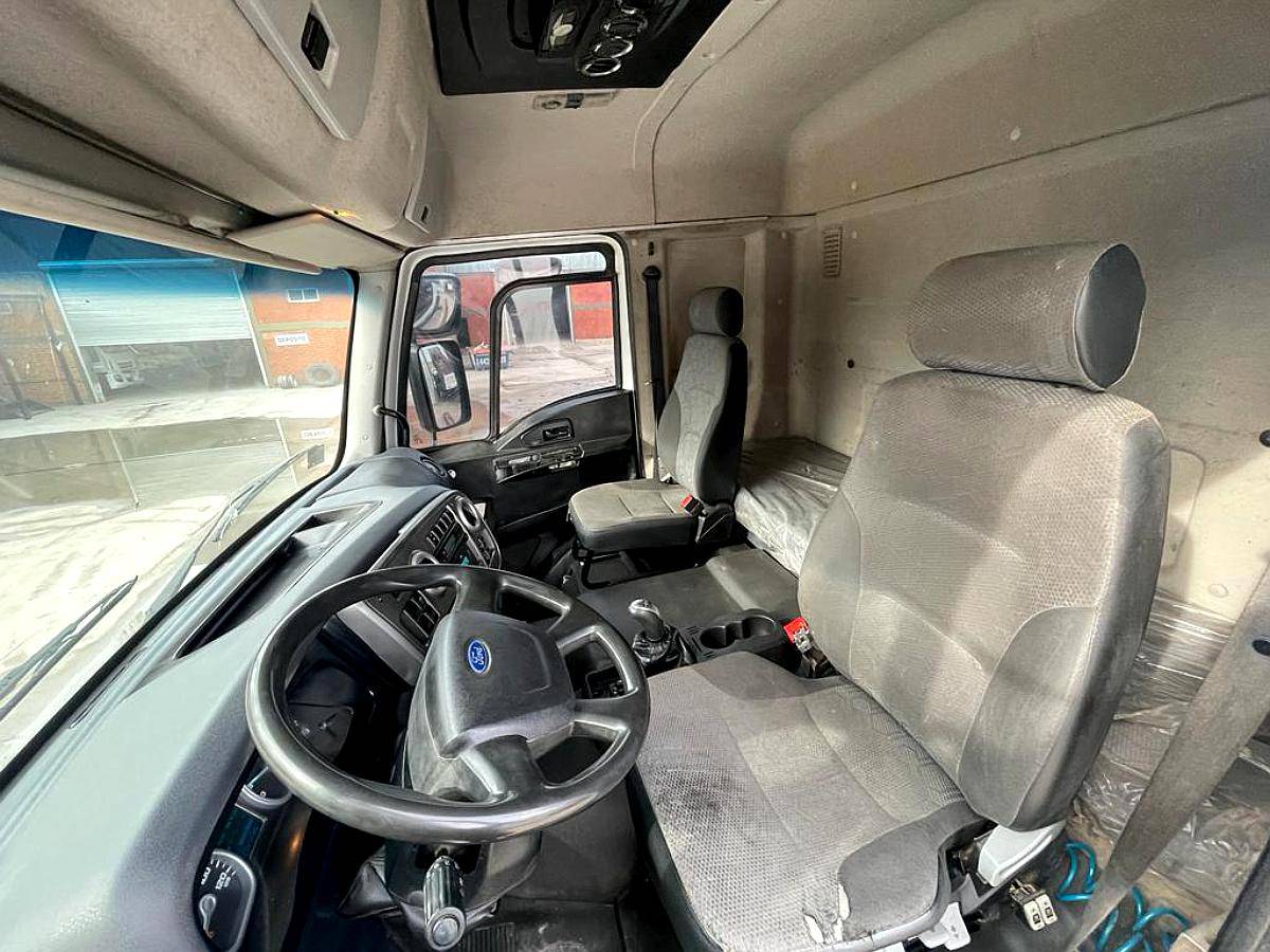 Ford Cargo 2042 año 2017 - Año: 2017 - u$s 75.000 - Agroads