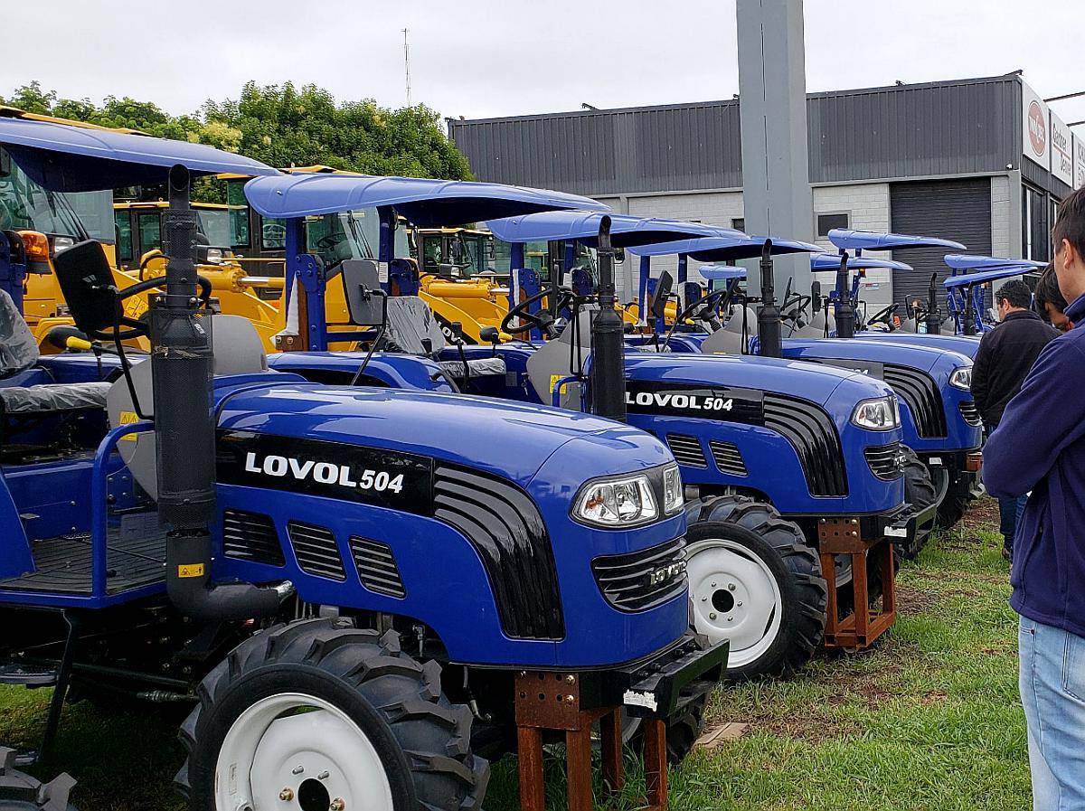 Tractor Lovol TB504 4X4 50hp Tres Puntos Mecanico - Agroads