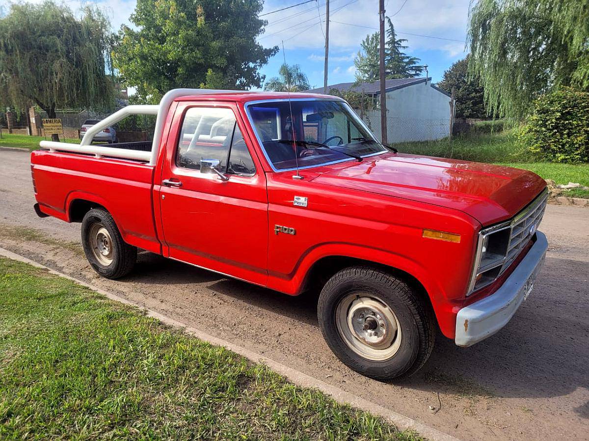 Ford F 100 , - Año: 1983 - Agroads