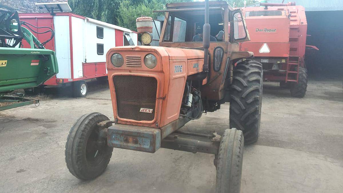 Fiat 700 E, Motor con 700 Hs - Año: 1979 - u$s 16.000 - Agroads