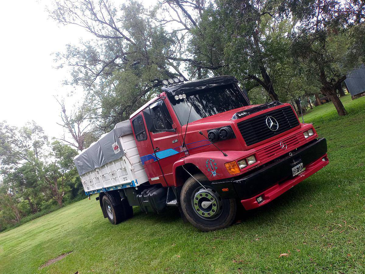 Vendo Mercedes Benz 1620 - Año: 1992 - Agroads