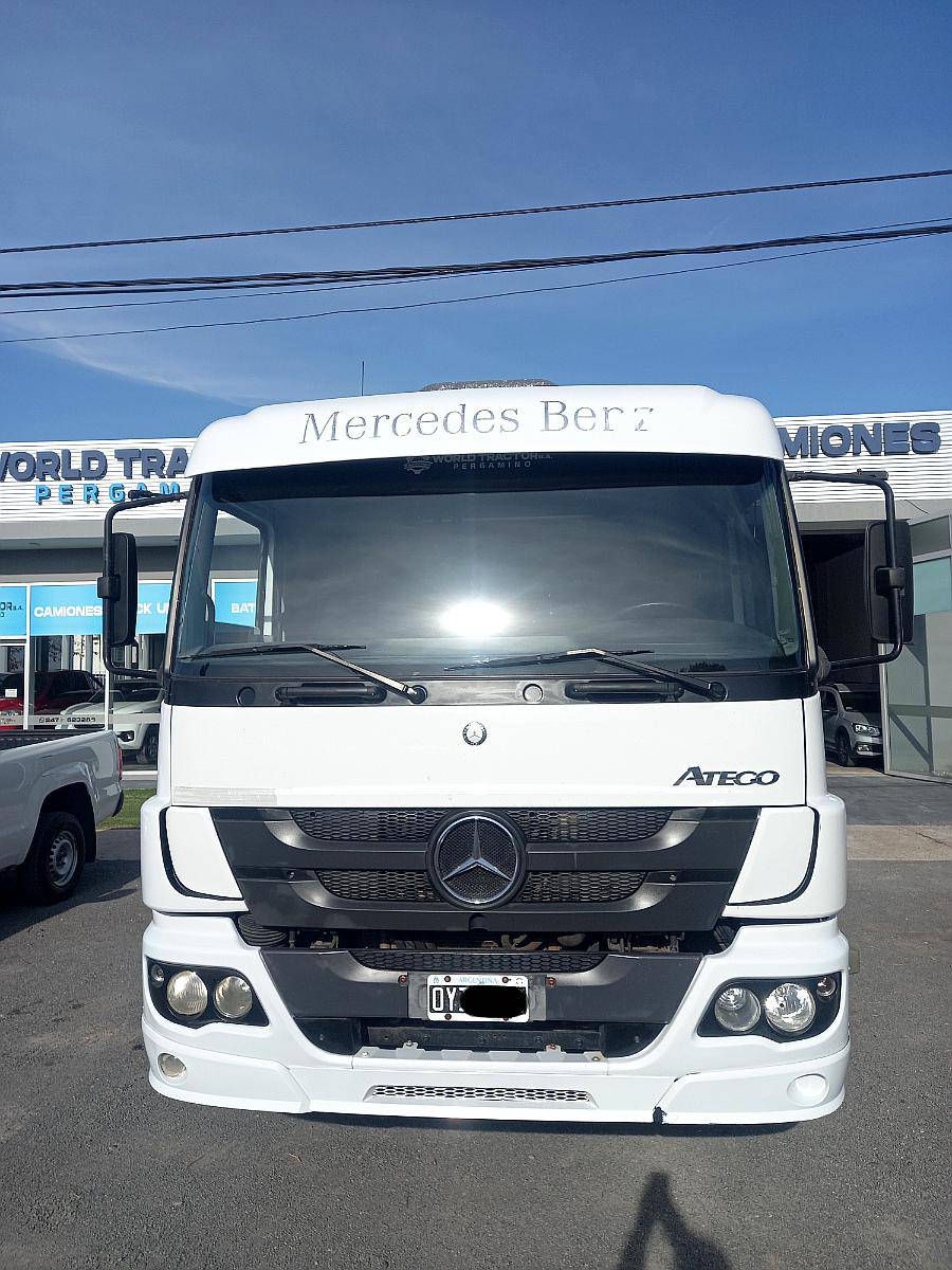 Camion Mercedes Benz Atego 1725 2015 - Año: 2015 - Agroads