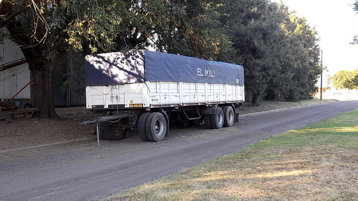 Acoplado Camion Modelo 2017 - Año: 2017 - $ 3.200.000 - Agroads