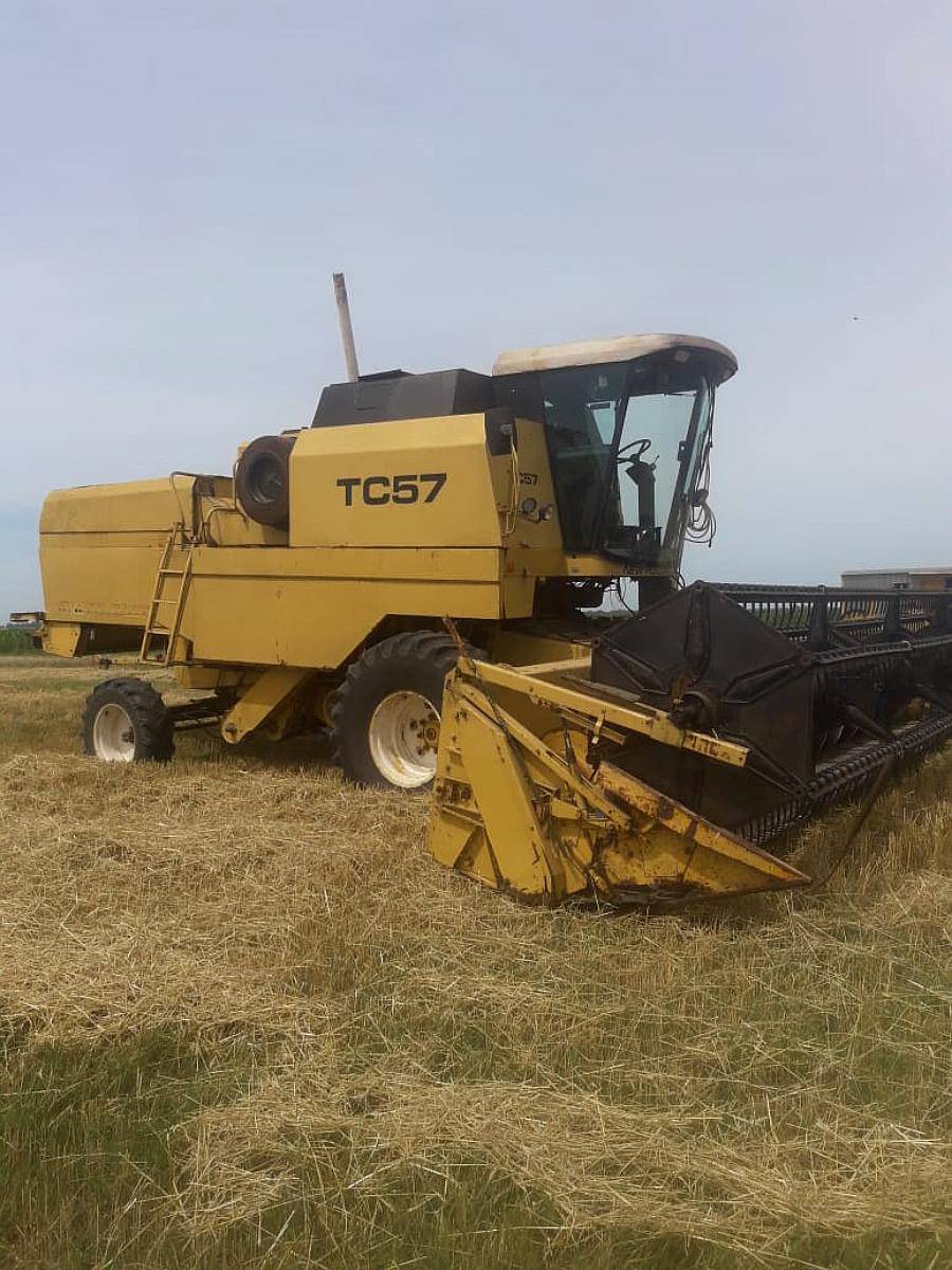 New Holland TC 57 - Año: 1994 - Agroads