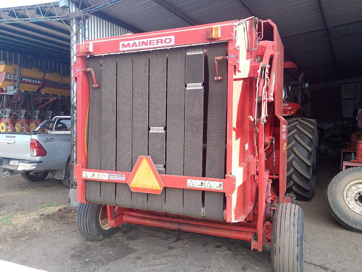 Rotoenfardadora Mainero 5880 año 2012 - Año: 2012 - Agroads