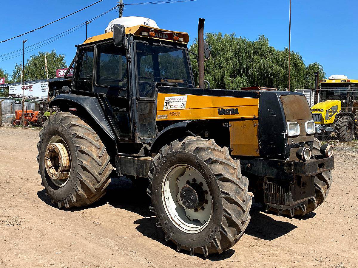 Valtra BH 140 De 140 HP Buena Mecanica A o 2002 Agroads