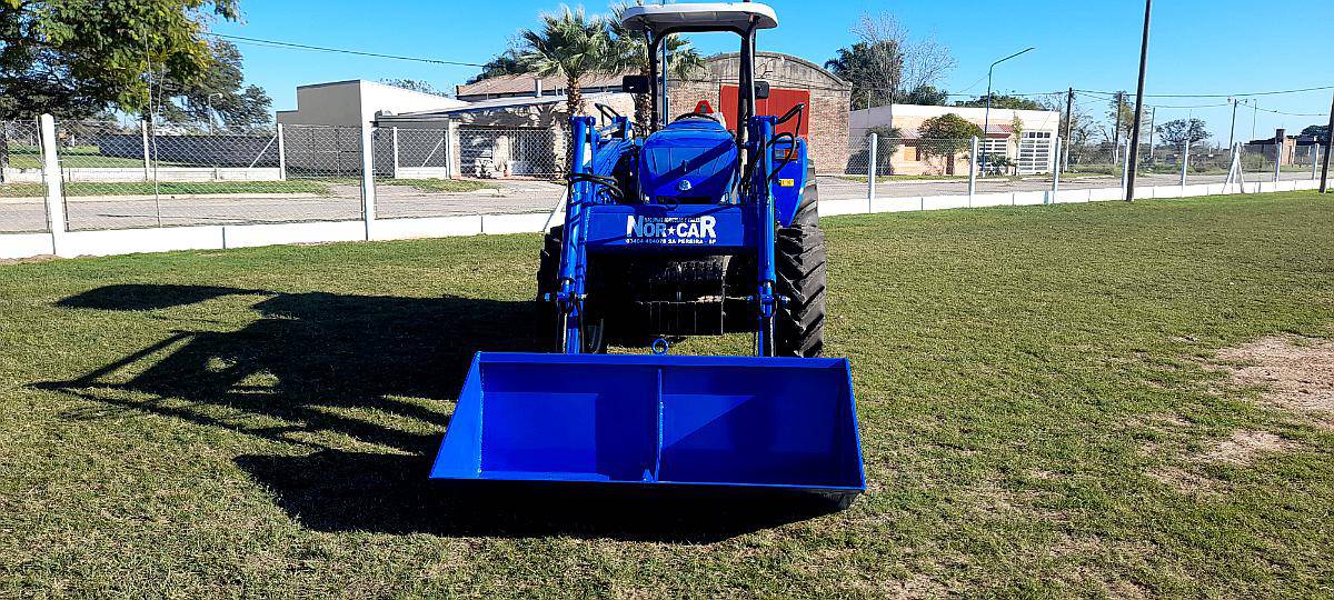 Pala Frontal 4 Cilindros NOR CAR - Año: 2024 - Agroads