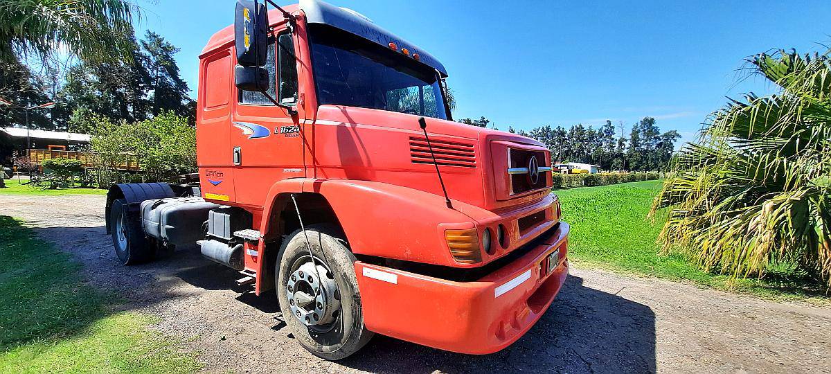 Mercedes Benz 1624l Excelente Estado - Año: 2009 - Agroads