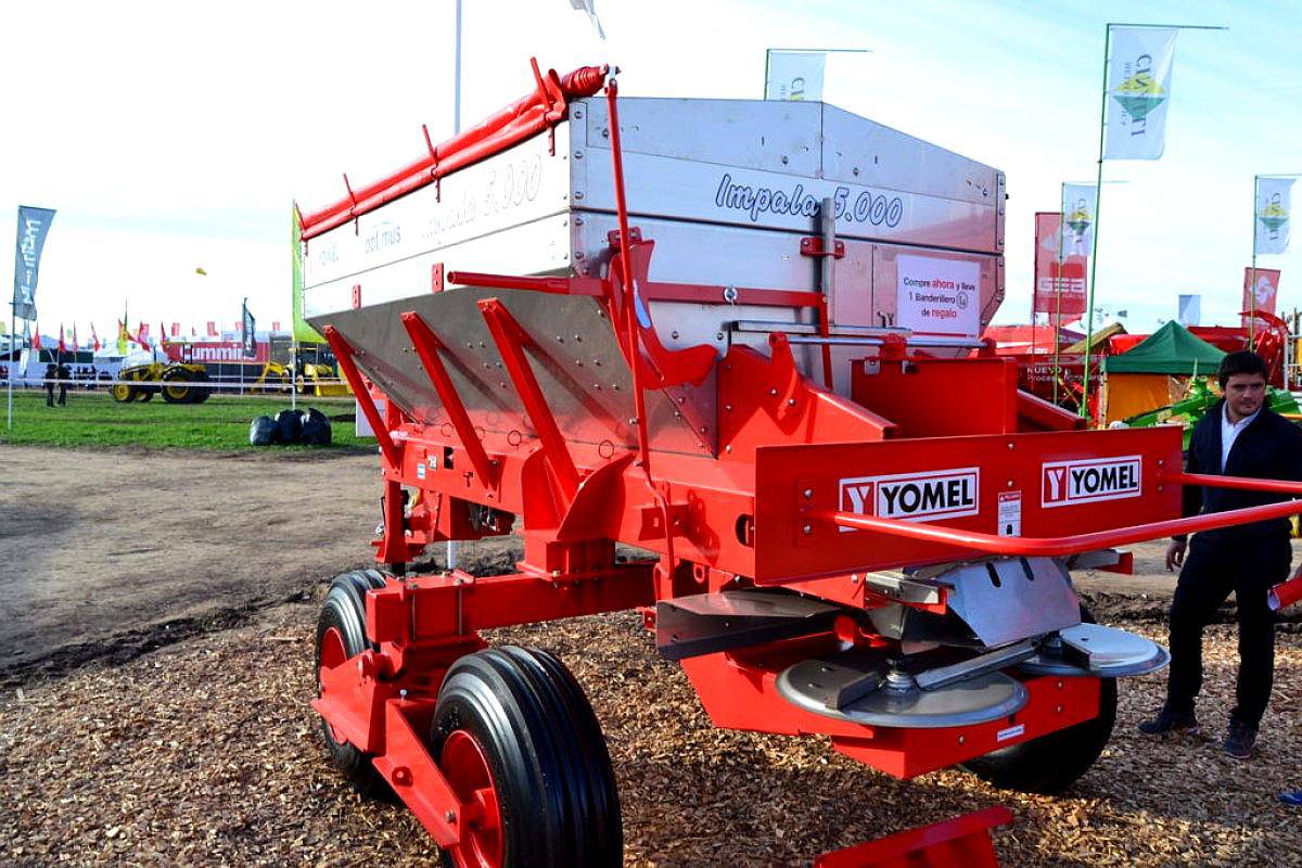Fertilizadora Yomel Impala 5000 Dosis Fija Opcion Variabl - Agroads