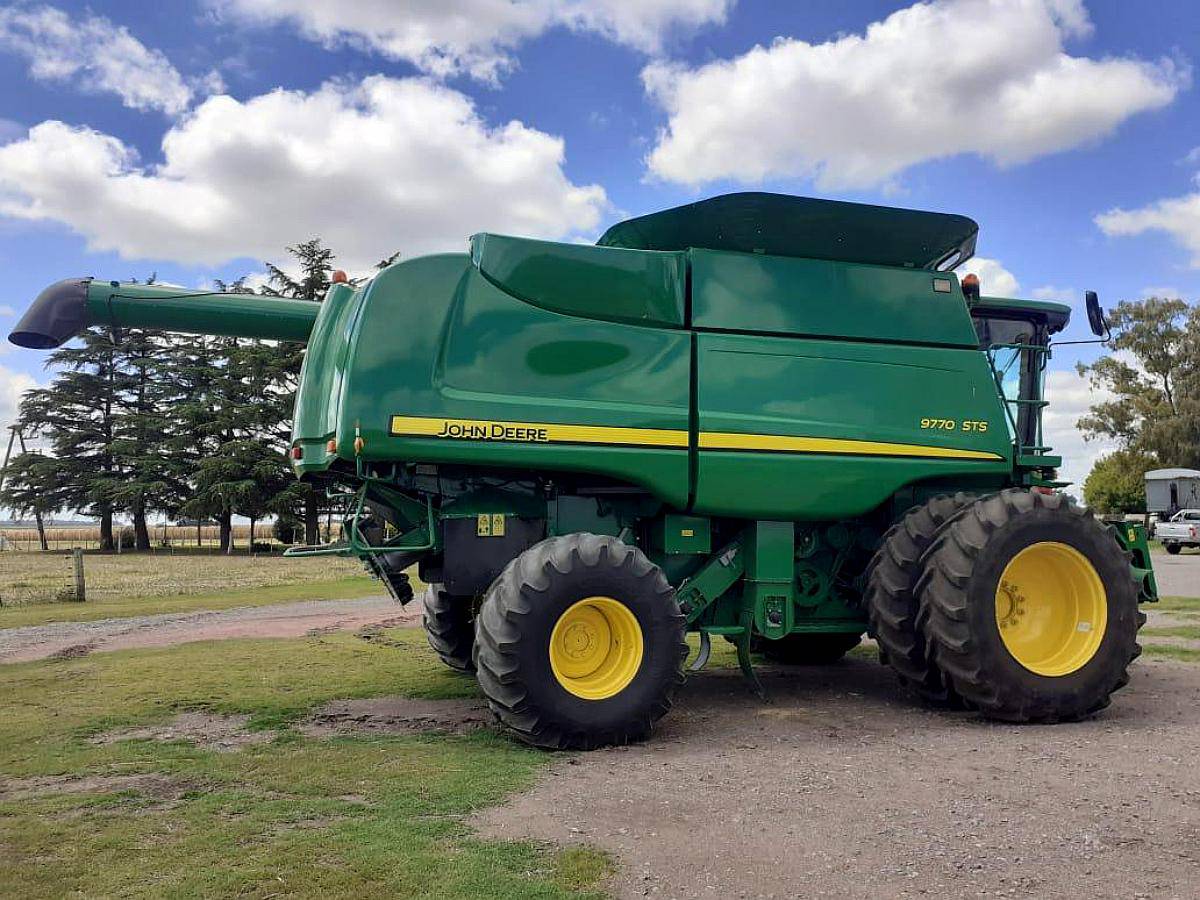 Cosechadora John Deere STS 9770 año 2010 - Año: 2010 - Agroads