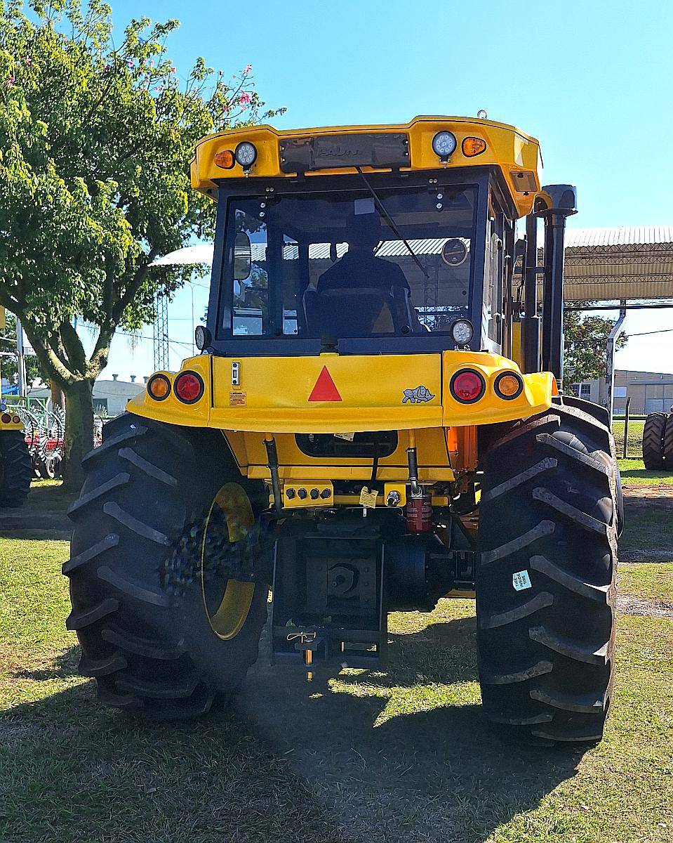 Tractor Pauny EVO 250 de 160 HP Nuevo - Año: 2025 - Agroads