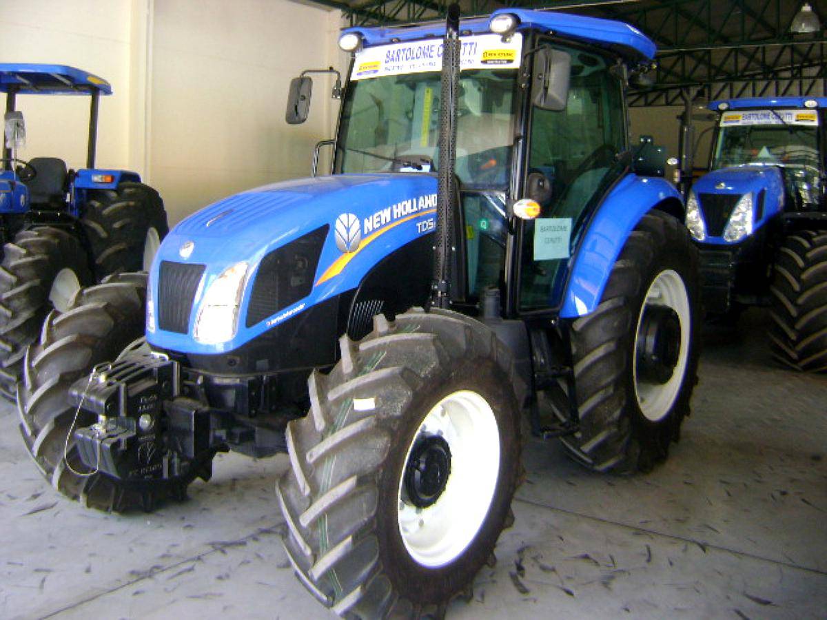 New Holland TD 5. 110 Cabina Original - Disponible - Agroads