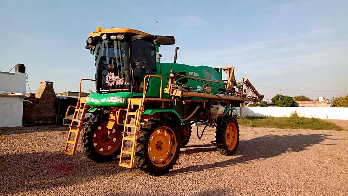 Praba 2013 ,3.0 28 M, Mapeador, Corte por SECCION.63000 - Agroads