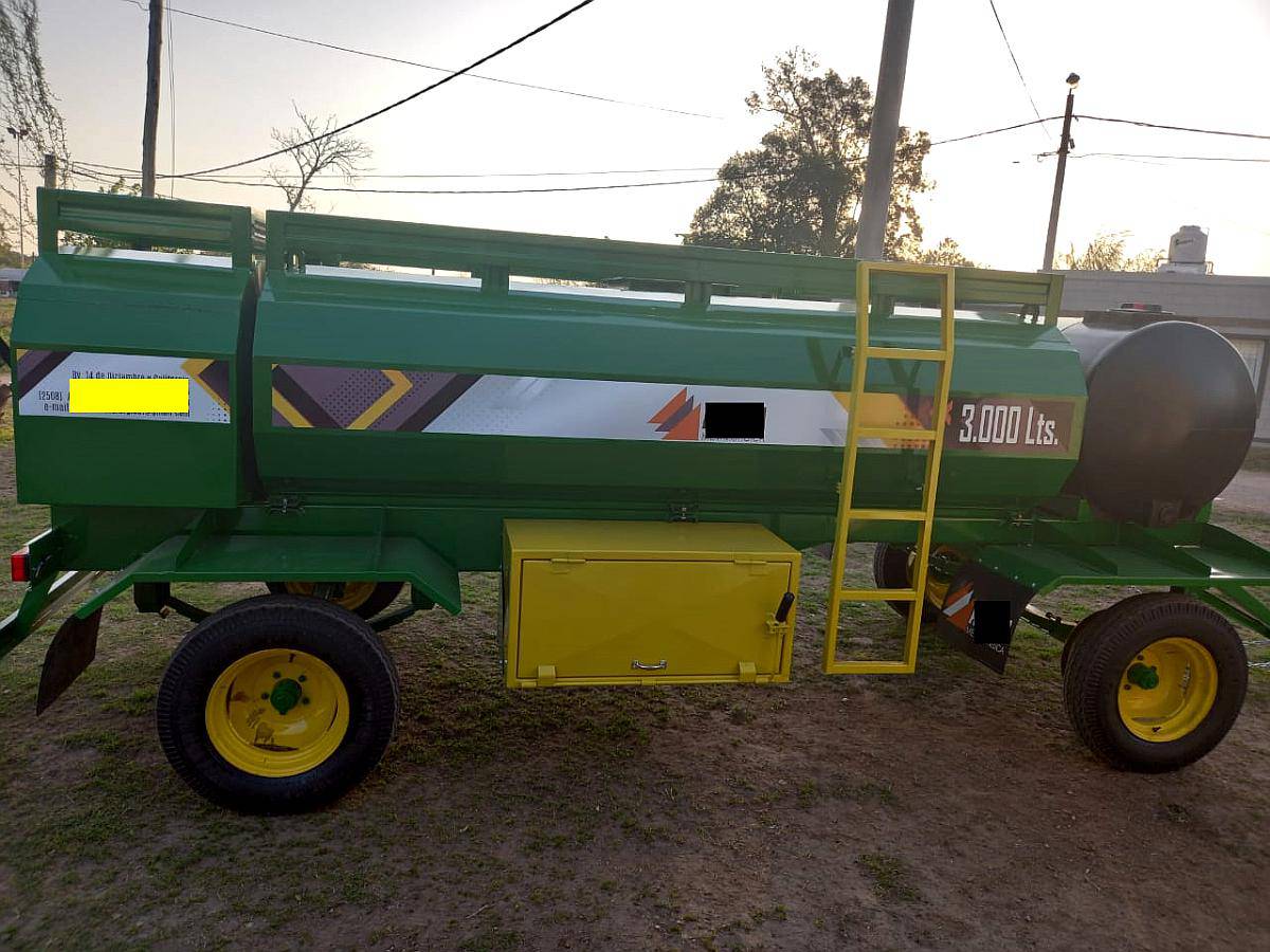 Tanque de Combustible /semilleros 12/14tn - Año: 2021 - Agroads