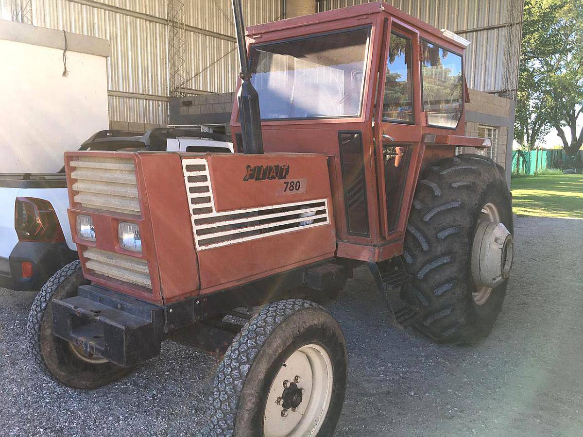 Tractor Fiat 780, muy Bueno - Año: 1986 - u$s 17.000 - Agroads