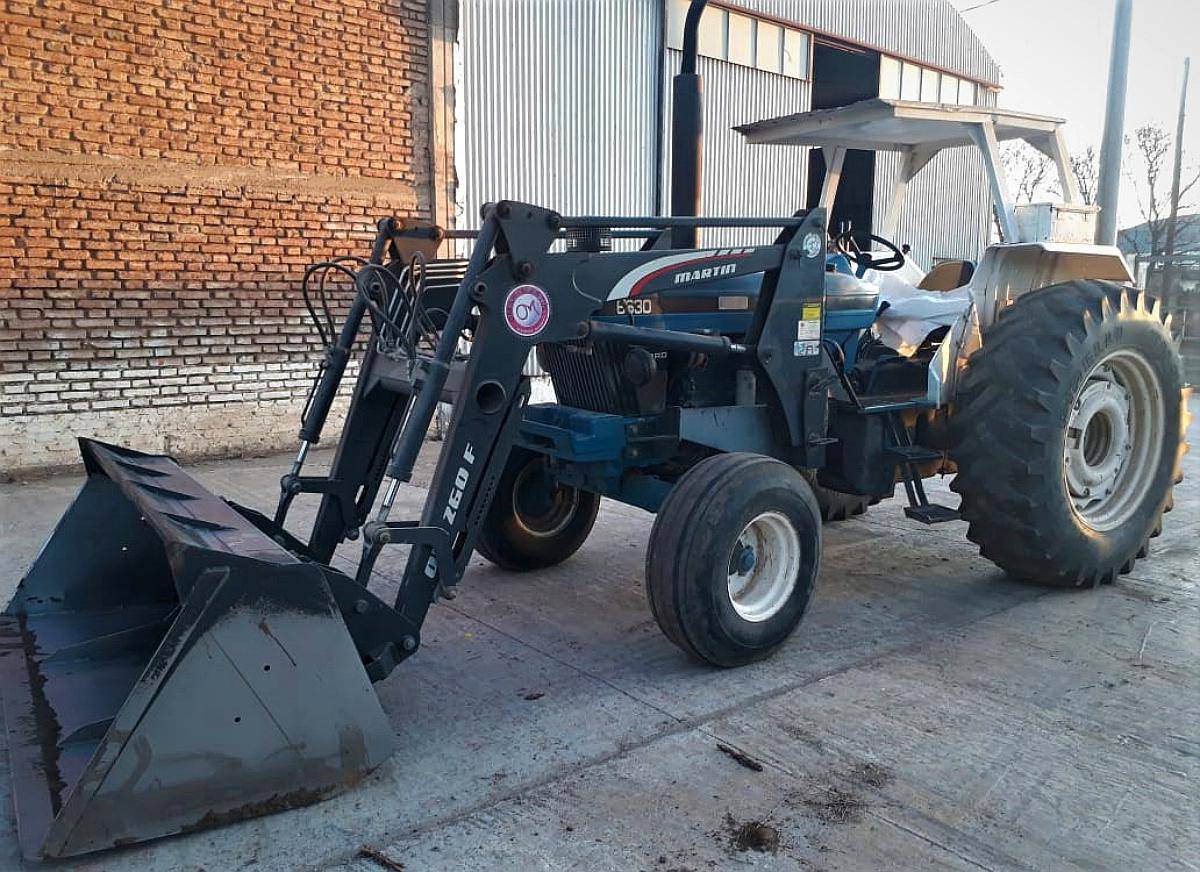 New Holland 6830 con Pala Frontal Omar Martin - Año: 1996 - Agroads