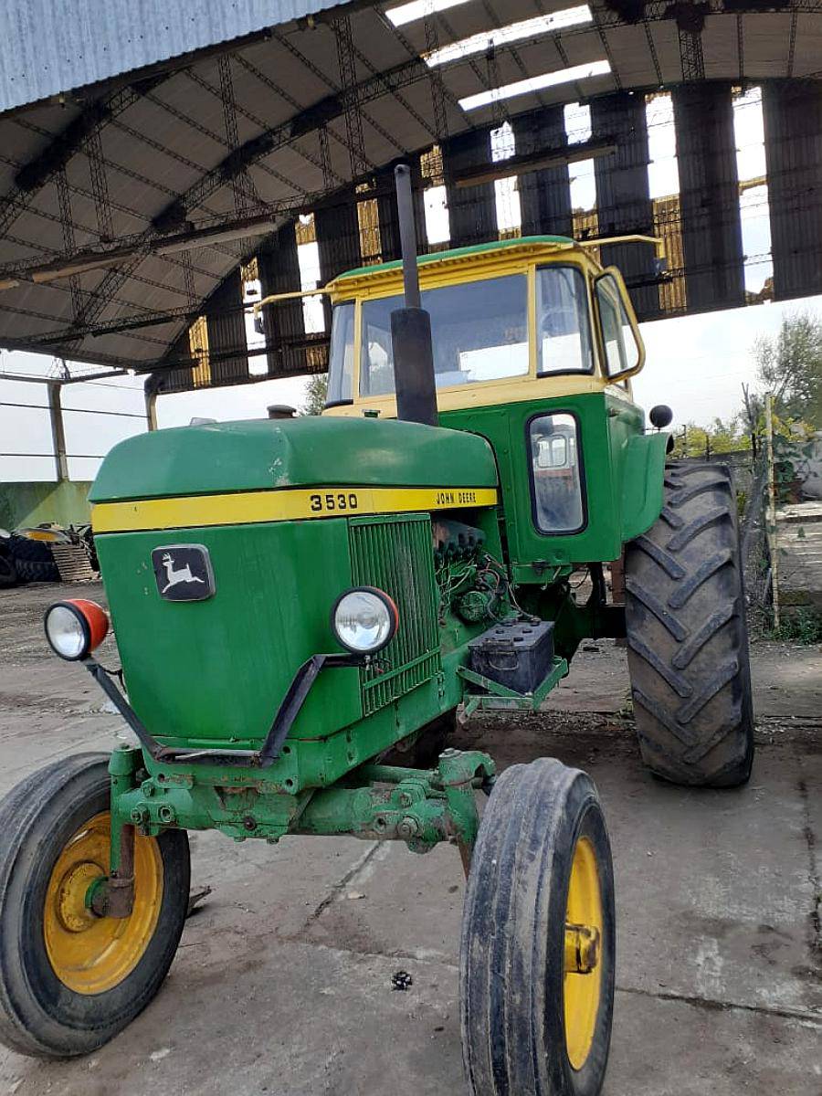 Tractor Jhon Deere 3530 en Buen Estado - Año: 1990 - Agroads