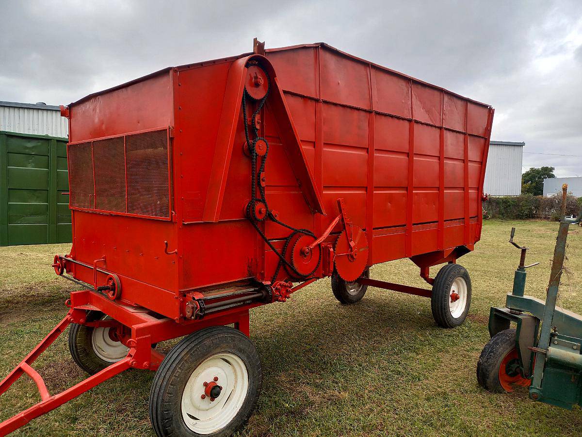 Acolado Forajero B400 Mainero - Agroads