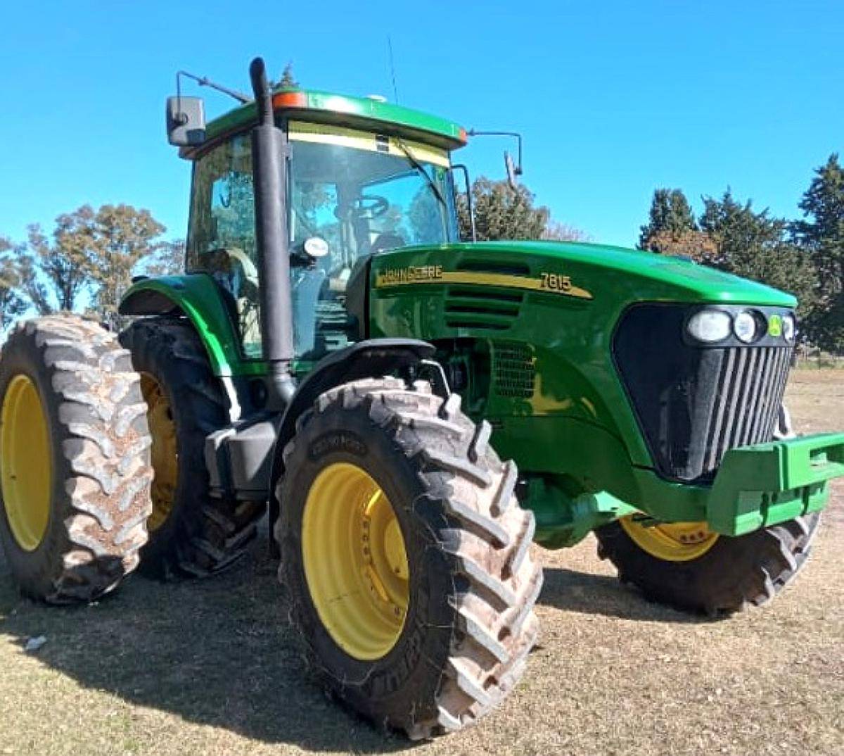 Tractor John Deere 7815 año 2006, Doble Traccion, Duales - Agroads