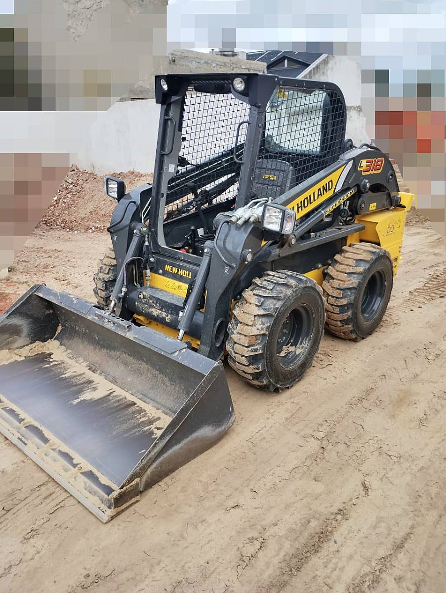 Minicargadora New Holland L318 2022 190 Horas - Año: 2022 - Agroads