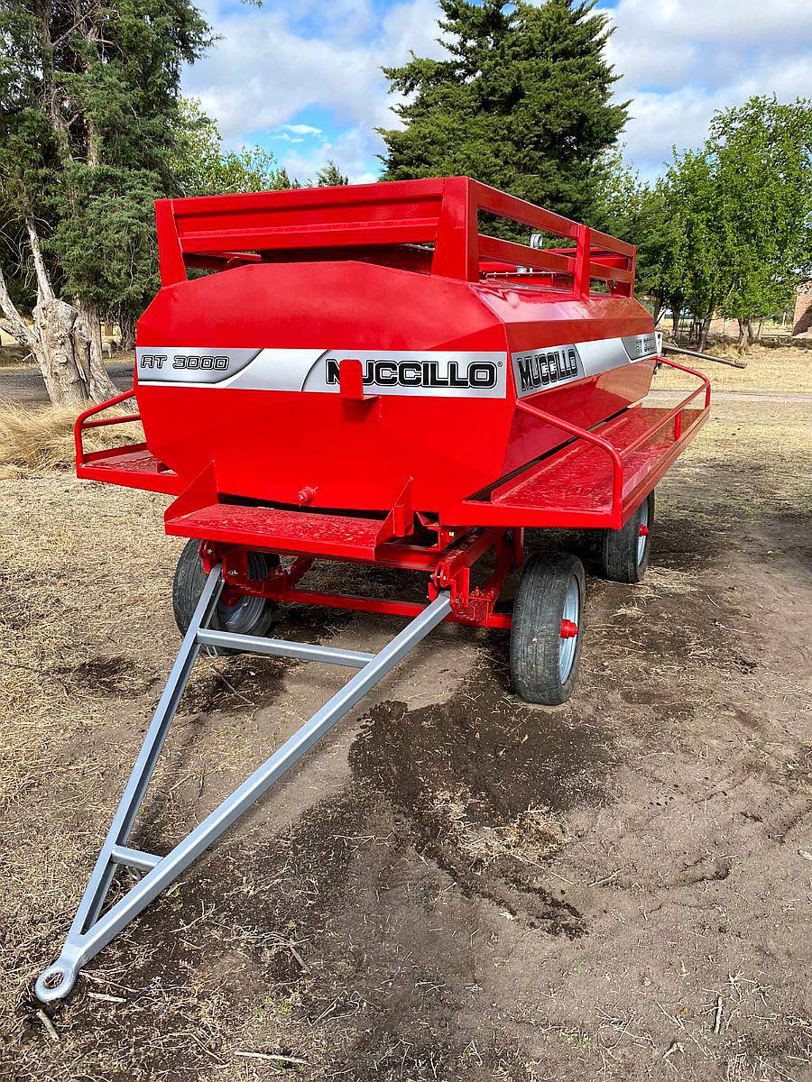 Cisterna Muccillo AT3000 Disponible - Año: 2023 - Agroads