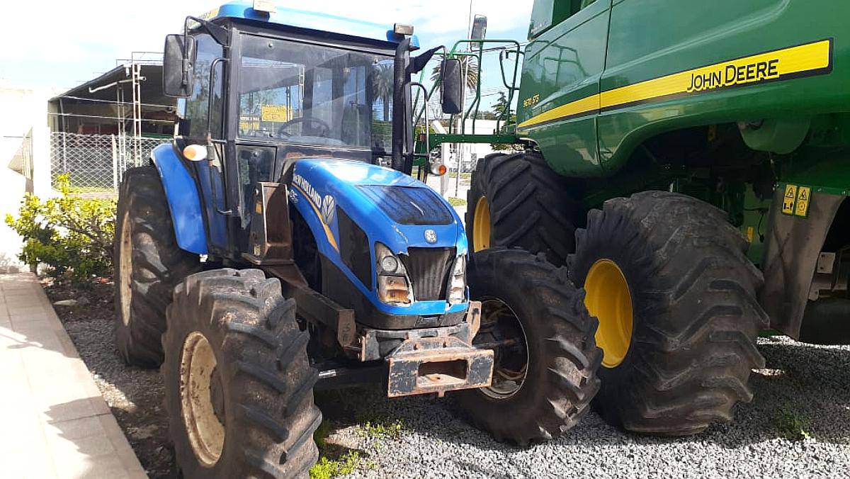Tractor New Holland TD 5 110 - Año: 2013 - u$s 35.000 - Agroads