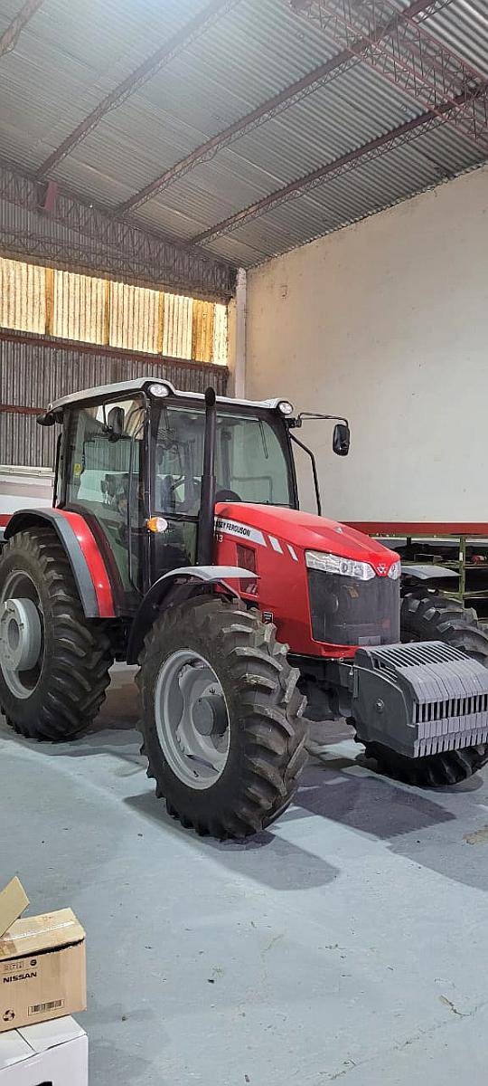 Tractor Massey Ferguson 6713 Power Shuttle - Año: 2022 - Agroads
