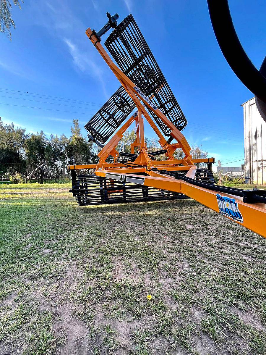 Rolos Desterronadores Transporte Hidráulico - Año: 2022 - Agroads