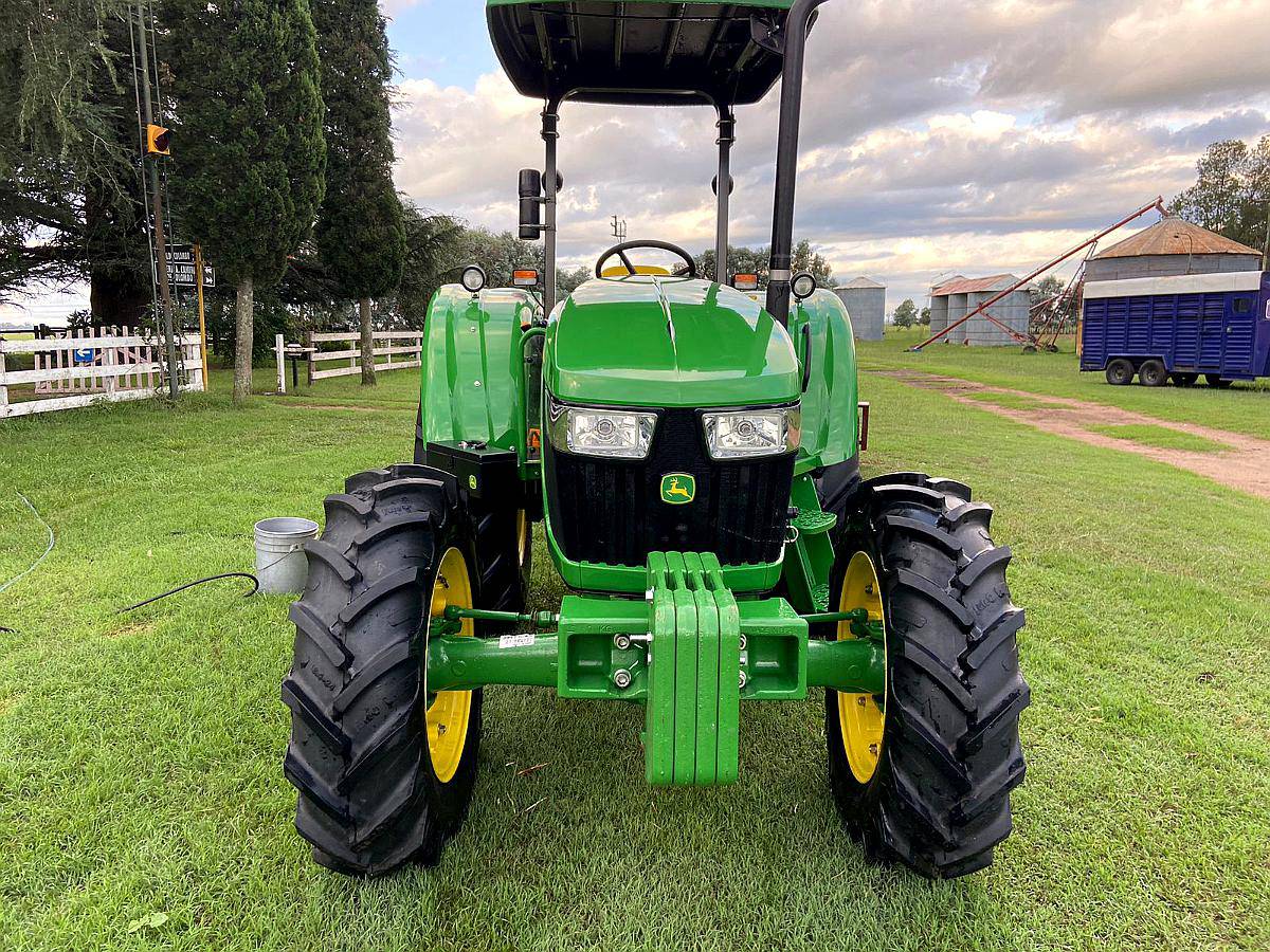 Jhon Deere 5085 e - Año: 2023 - u$s 58.000 - Agroads