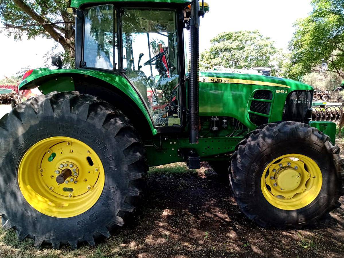Tractor John Deere 6145j - año 2015 - Año: 2015 - Agroads
