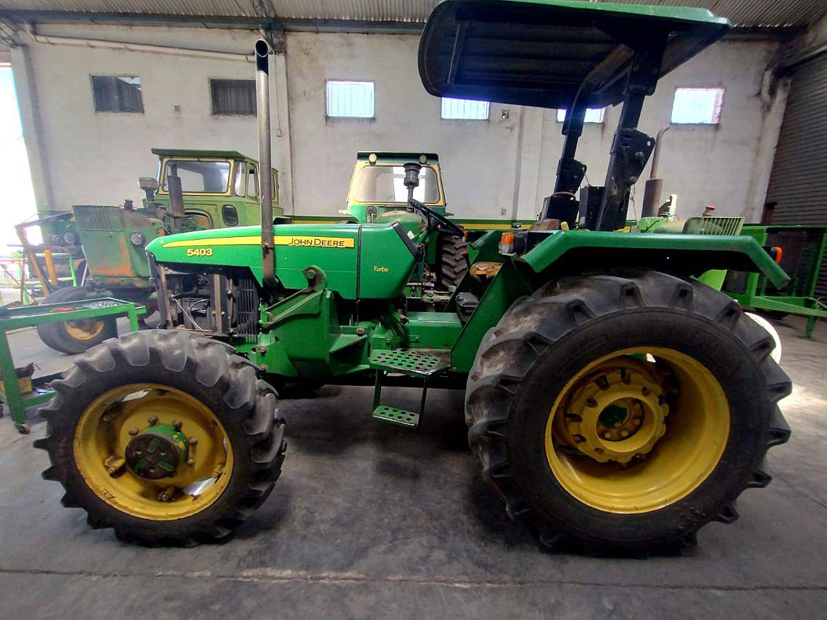 Tractor John Deere 5403 Usado - Año: 1997 - u$s 30.000 - Agroads