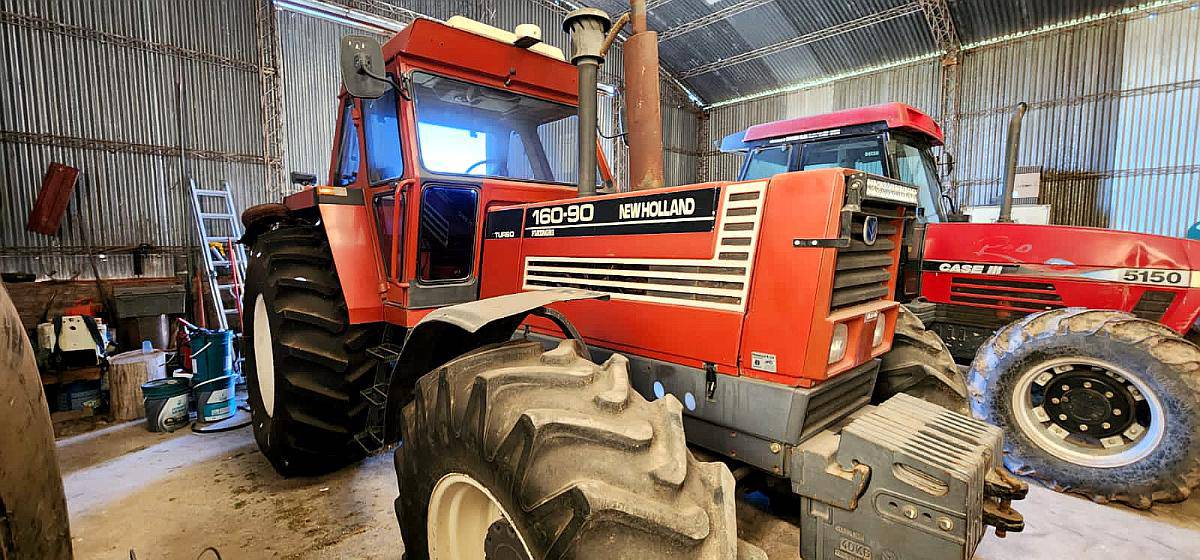 Tractor Fiat NH 160/90 DT - Año: 2000 - Agroads