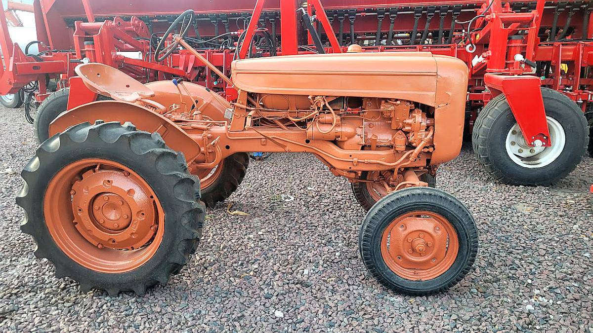 Tractor Fiat U-25 Buen Estado - u$s 8.500 - Agroads
