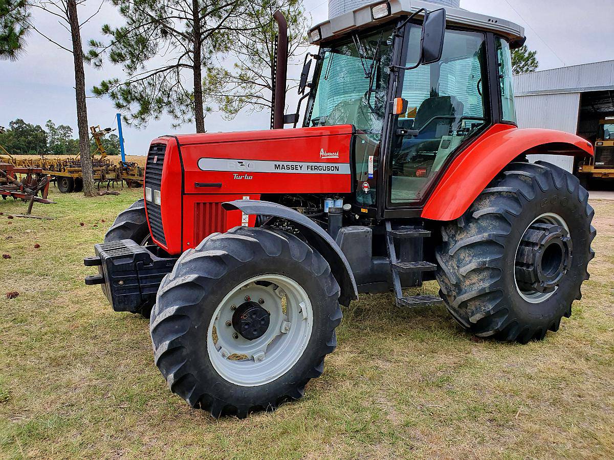 Tractor Massey Ferguson 650 Doble Traccion - Año: 2004 - Agroads