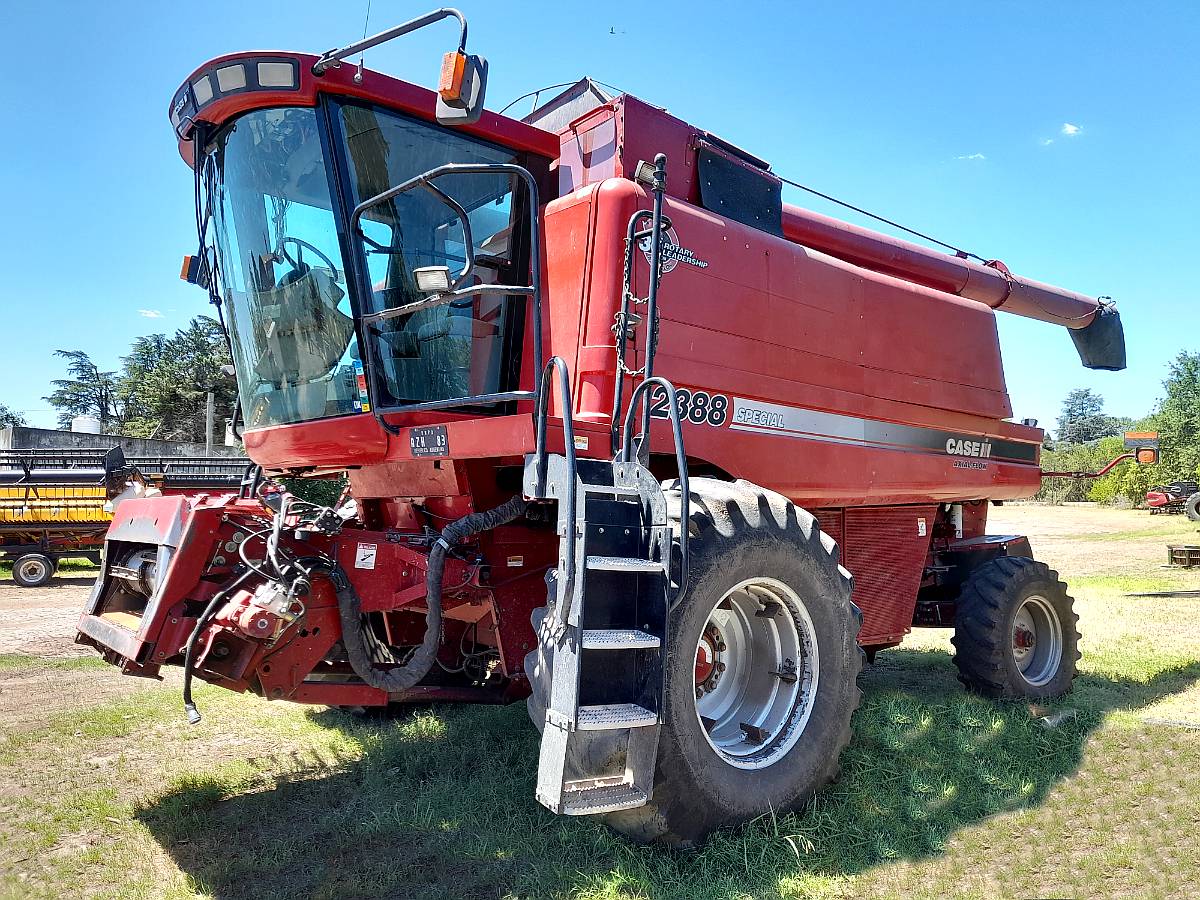 Cosechadora - Case IH - Axial Flow 2388 - año 2007 - 30 Pies - Agroads