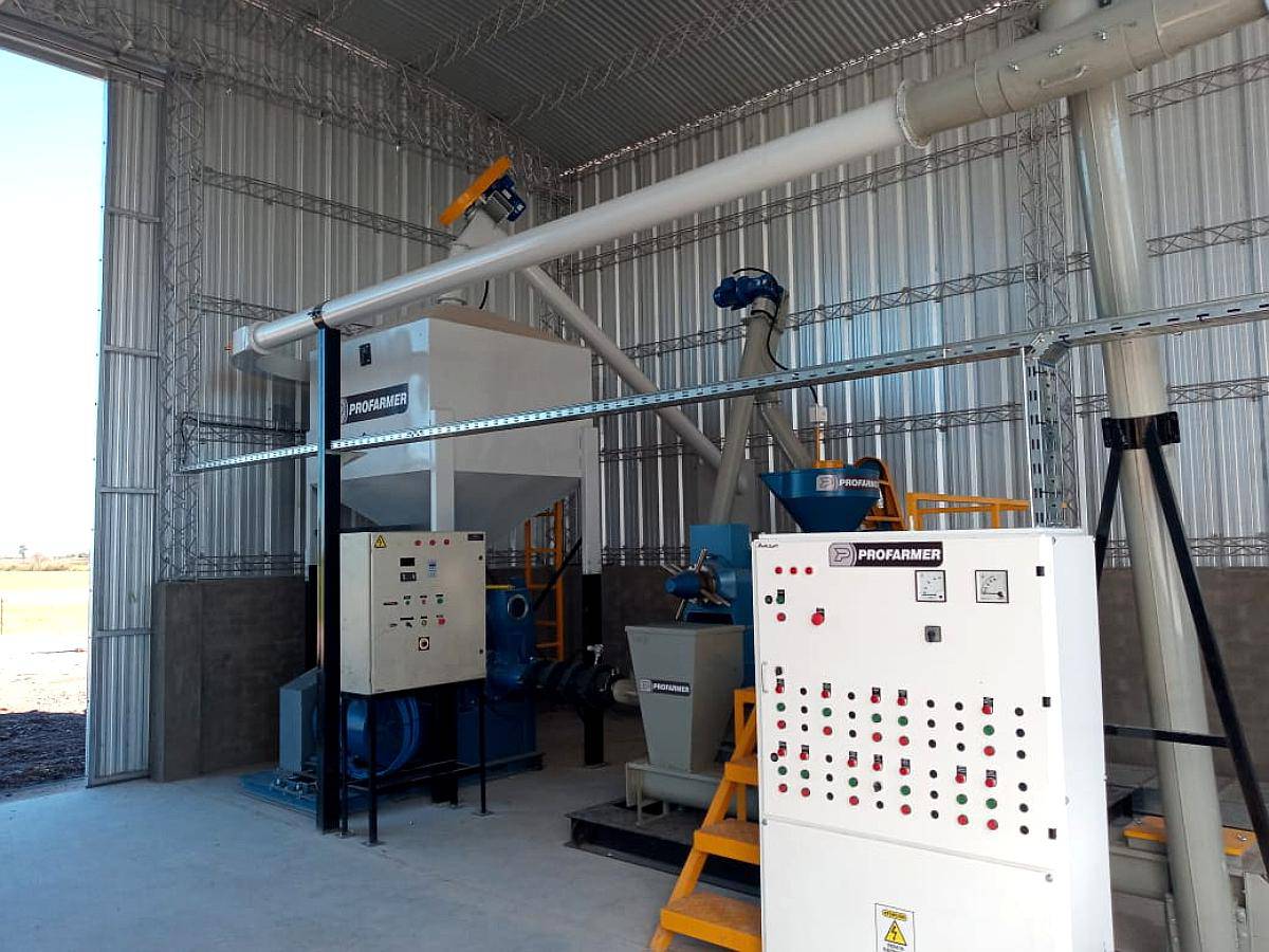 Linea de Extrusado y Prensado de Soja (capacidad: 12 Tn/dia) - Agroads ...