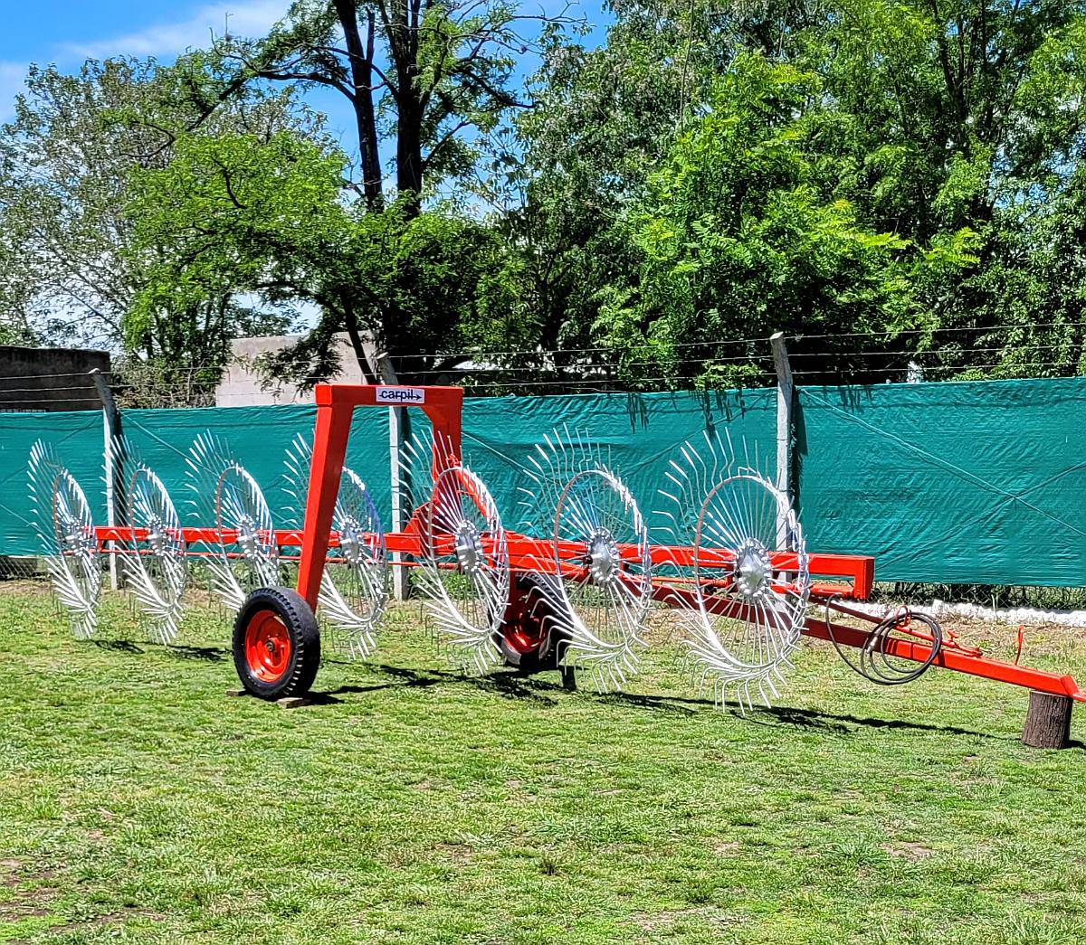 Rastrillo Lateral 7 Estrellas Carpil - Año: 1997 - Agroads