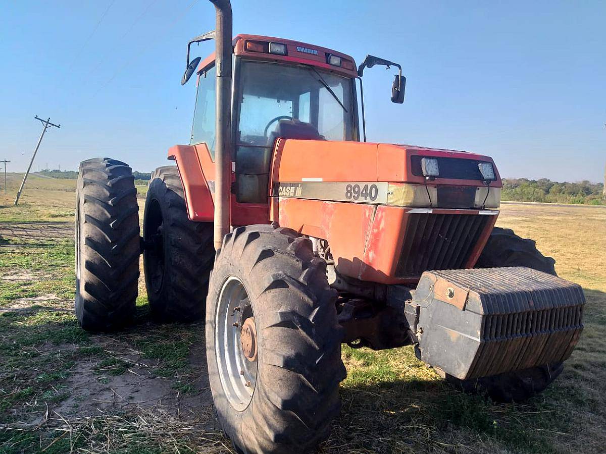 Case III Magnum 8940 - DT con Duales Traseras. - Año: 2000 - Agroads