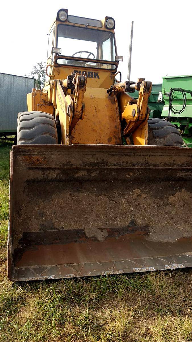 Michigan 75 III a Clark año 1982 - Año: 1982 - Agroads