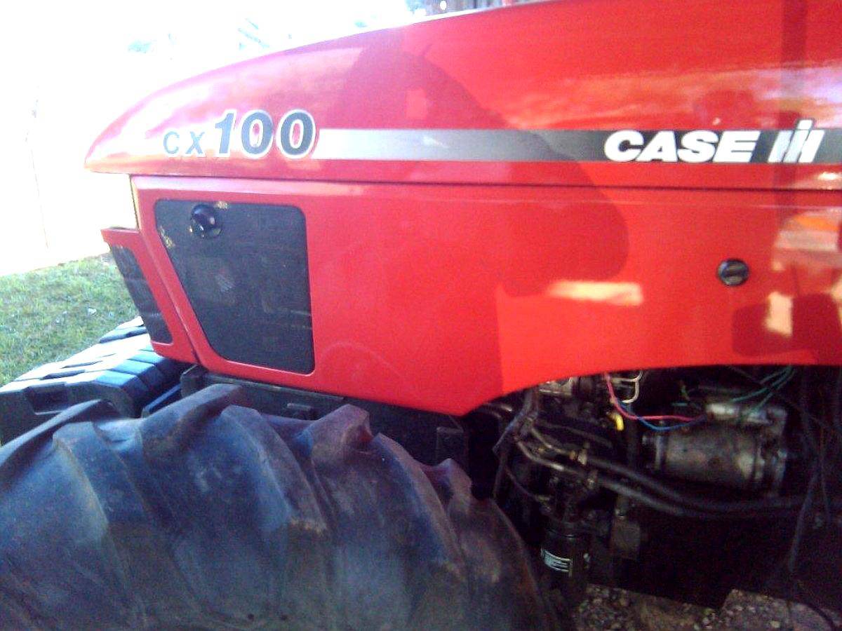 Hermoso Case CX 100 Doble Traccion - Año: 2004 - u$s 30.000 - Agroads