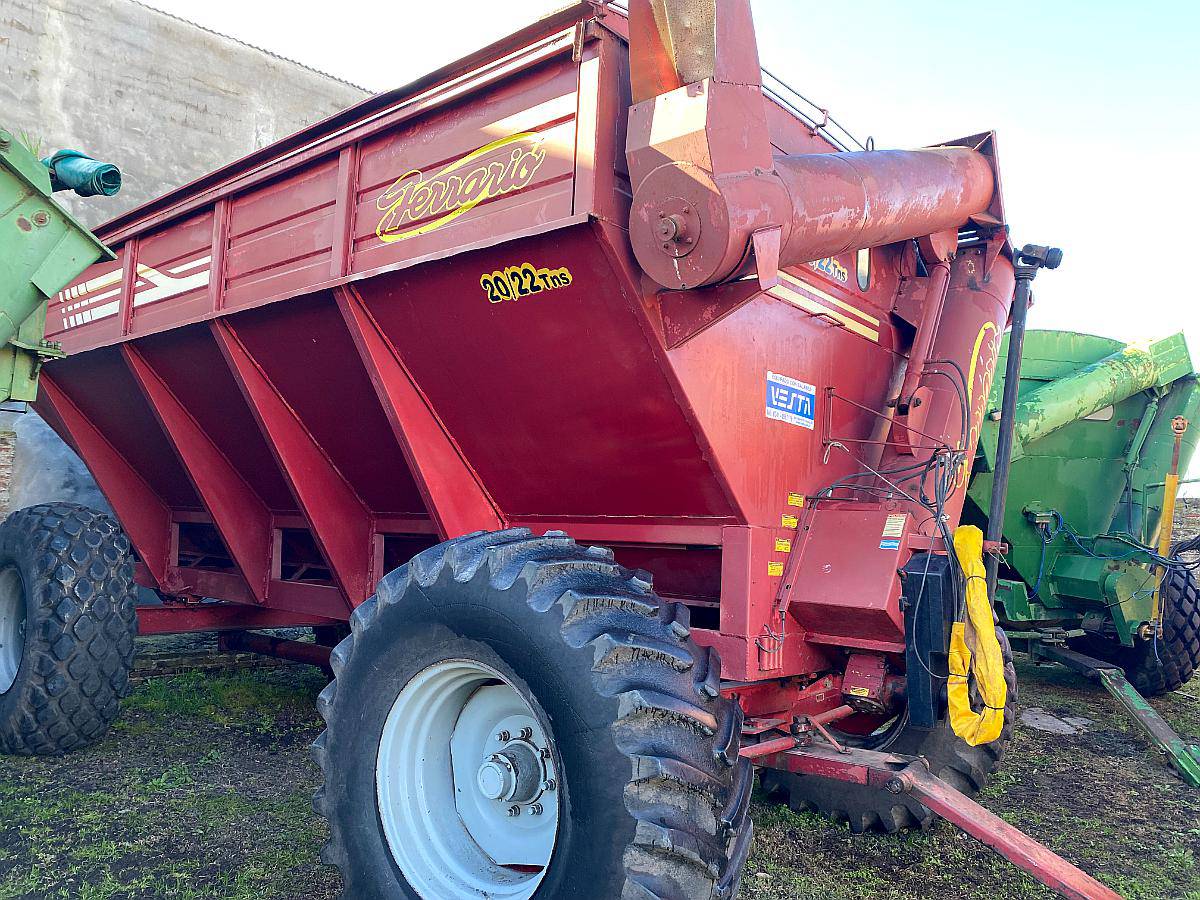 Tolva Autodescargable Ferrario 22 TN C/balanza y Tape Rapido - Agroads