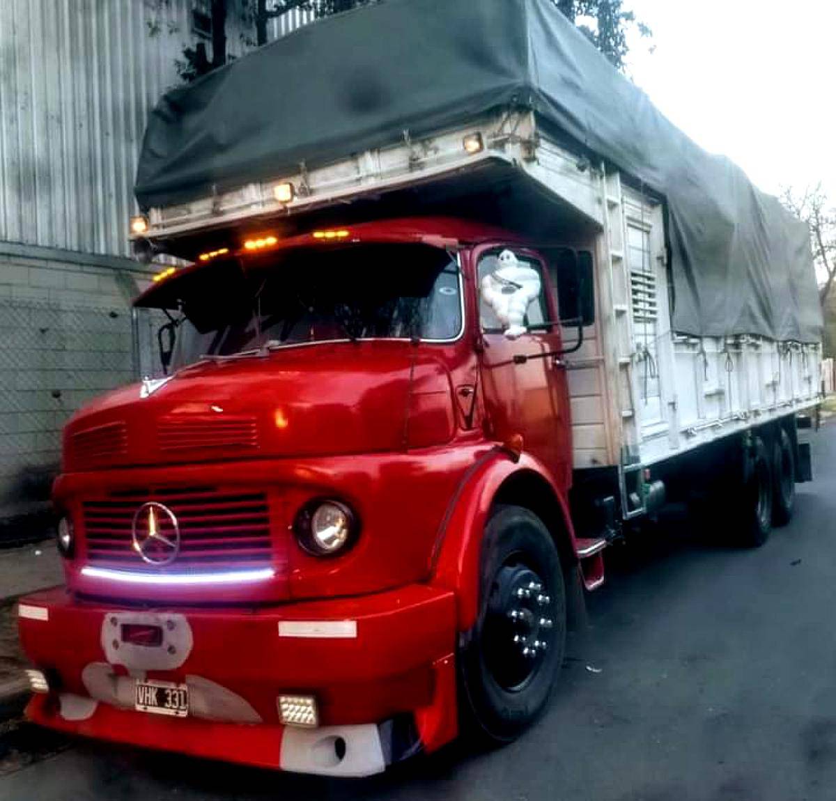 Vendo Mercedes Benz 1114 Balancín con Mecánica 1518 - Agroads