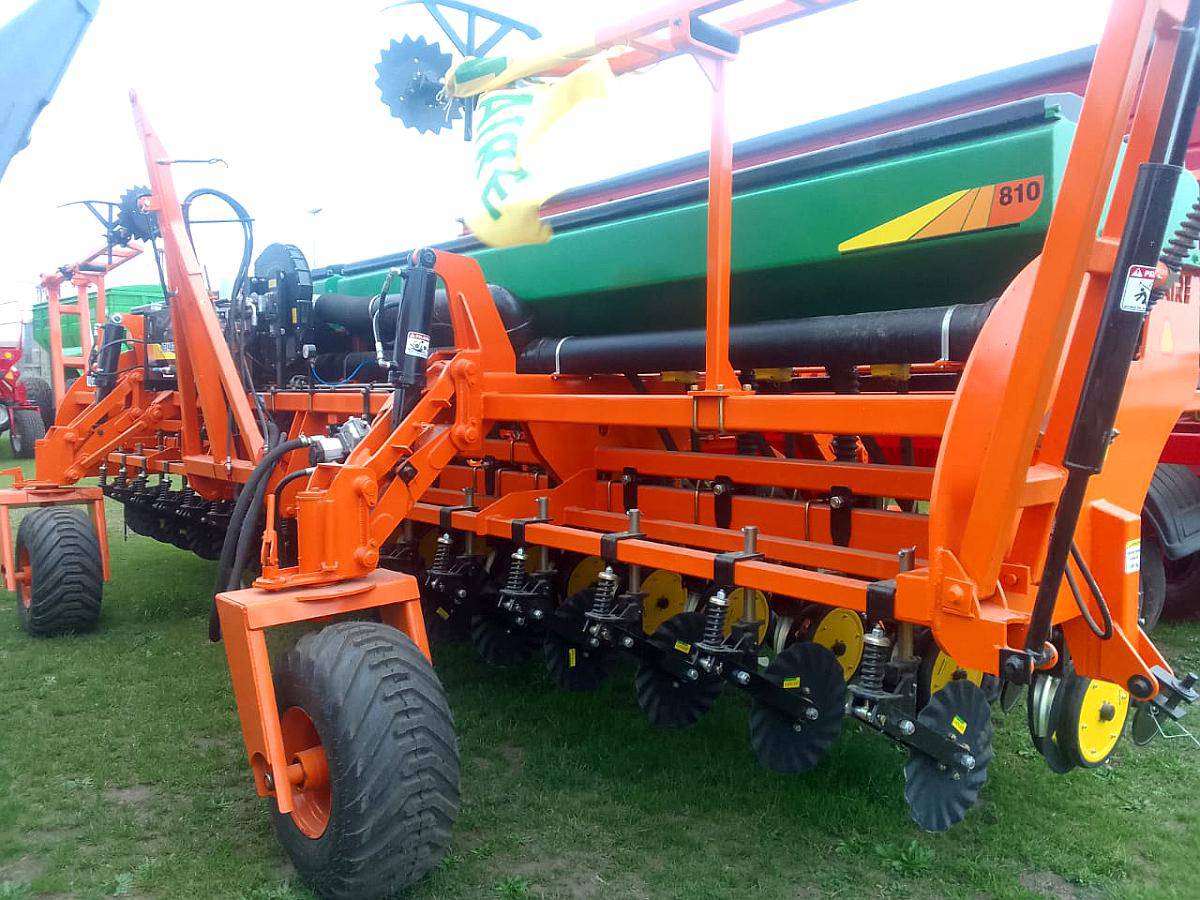 Sembradora Dumaire 810 Neumatica - Año: 2023 - Agroads