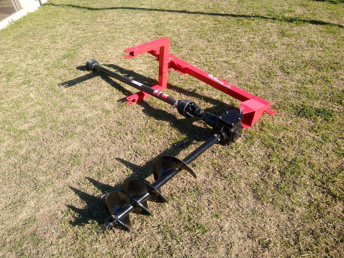 Hoyadora de 3 Puntos Bellmaq Disponible - Agroads