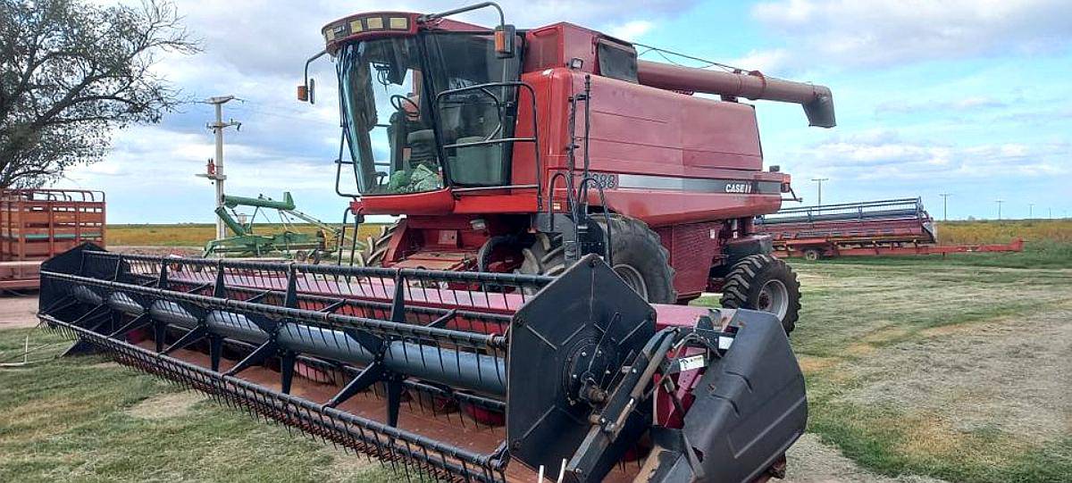 Cosechadora Case IH Axial Flow 2388 - Plataforma 30 Pies. - Agroads