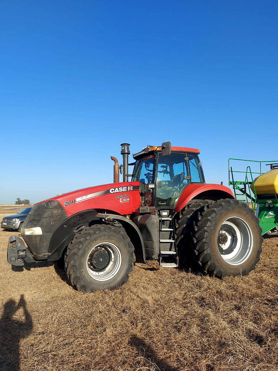 Case Magnum 260 año 2016. 1500 Hs Reparado. Cara Reparada - Agroads