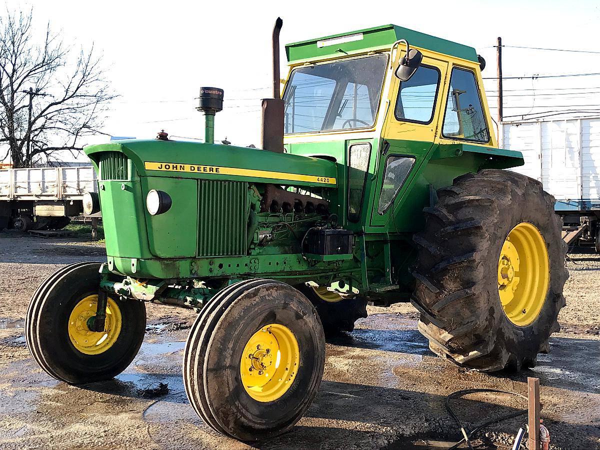 John Deere 4420 muy Bueno - $ 19.000 - Agroads