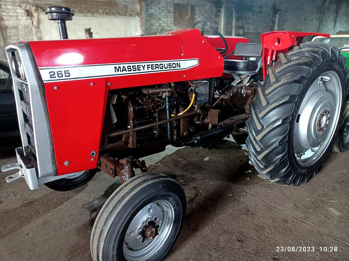 Tractor Massey Ferguson 265 - Tracción Simple - Agroads