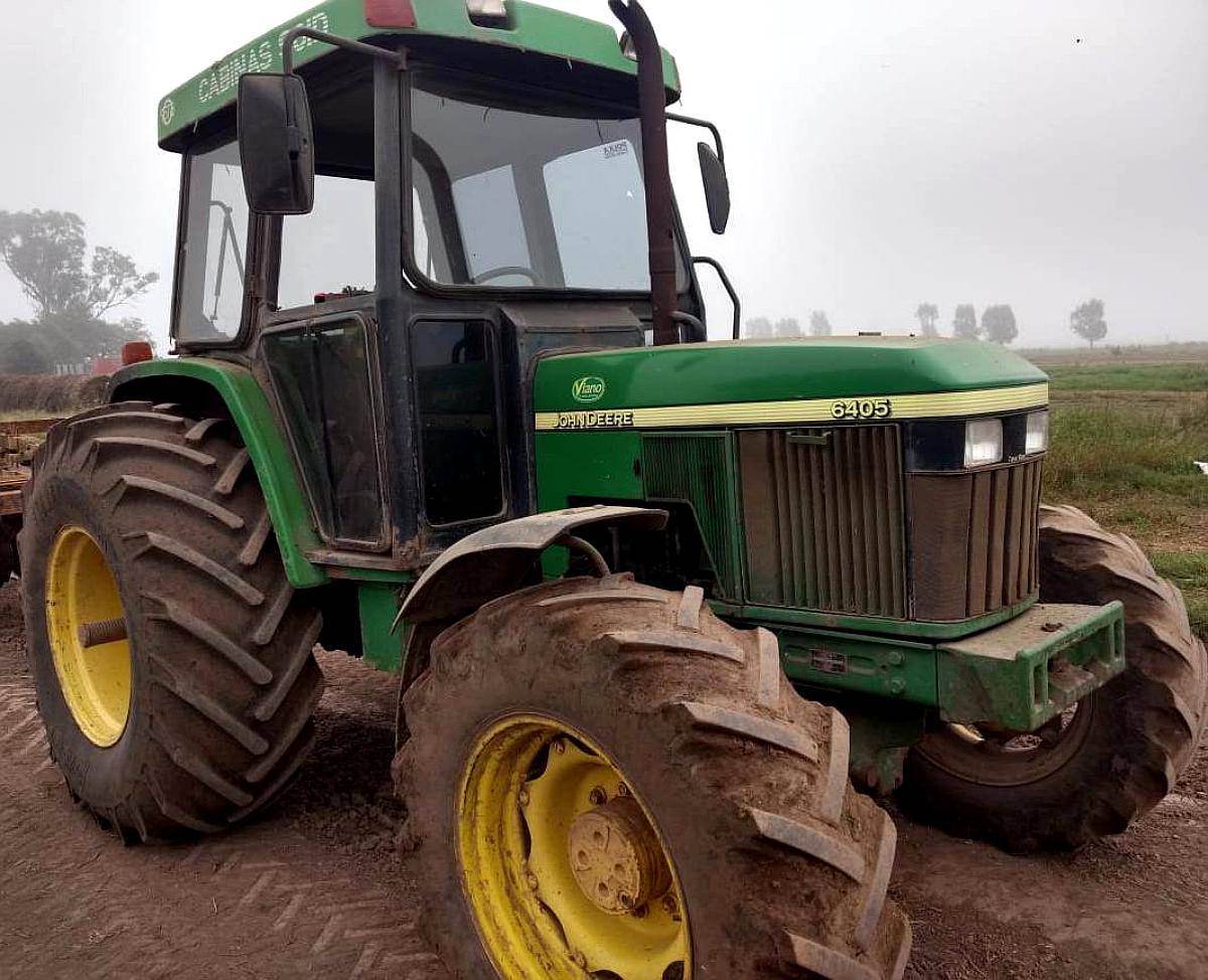 Tractor John Deere 6405 - Año: 2004 - u$s 40.000 - Agroads
