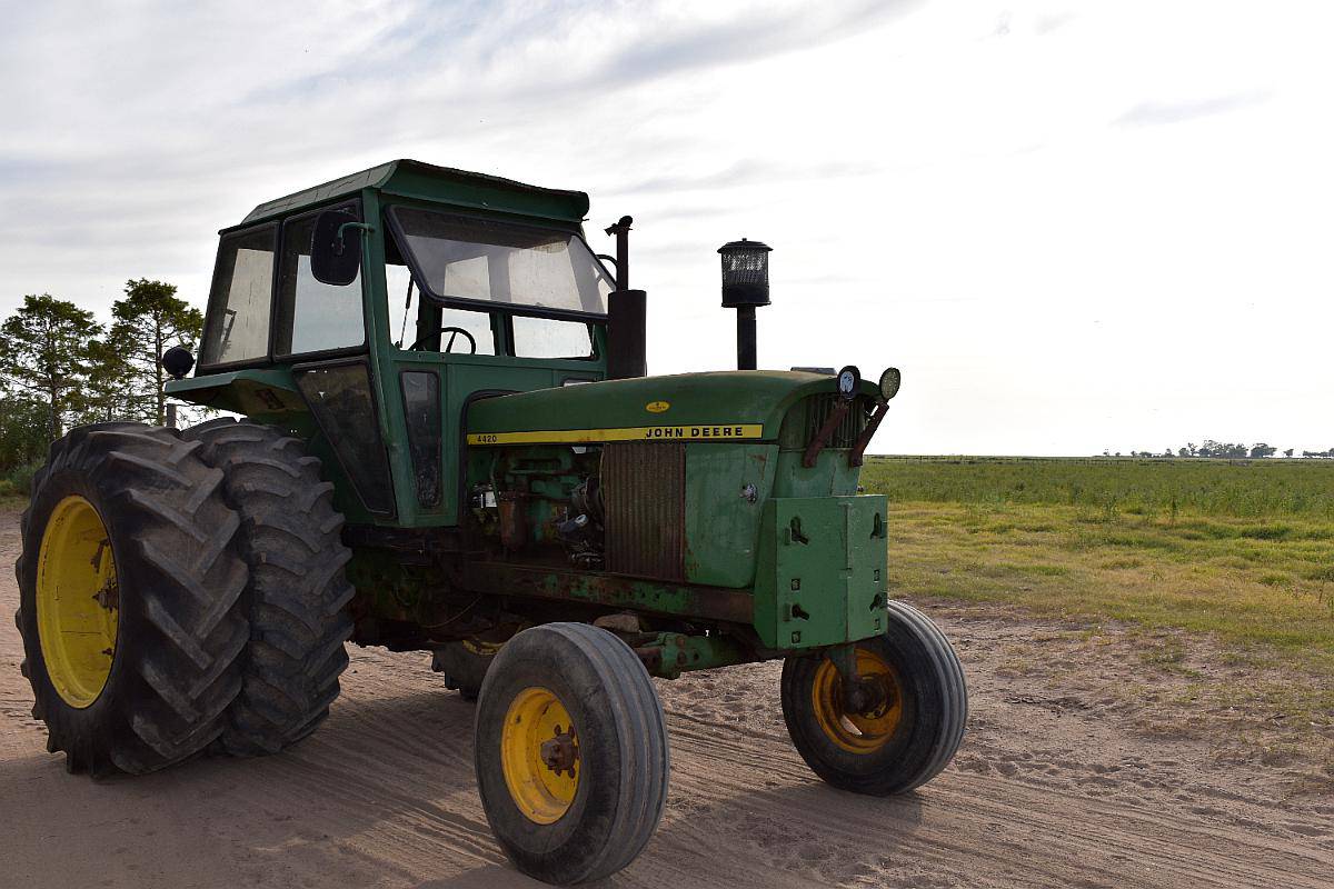 Tractor Usado John Deere 4420. muy Buen Estado - u$s 27.000 - Agroads